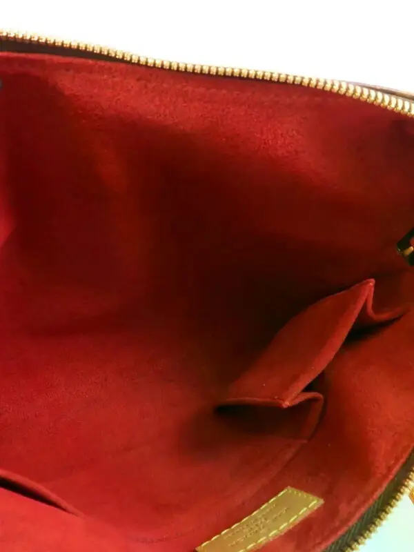LOUIS VUITTON Monogram Coussin Gm Shoulder Bag - Brown