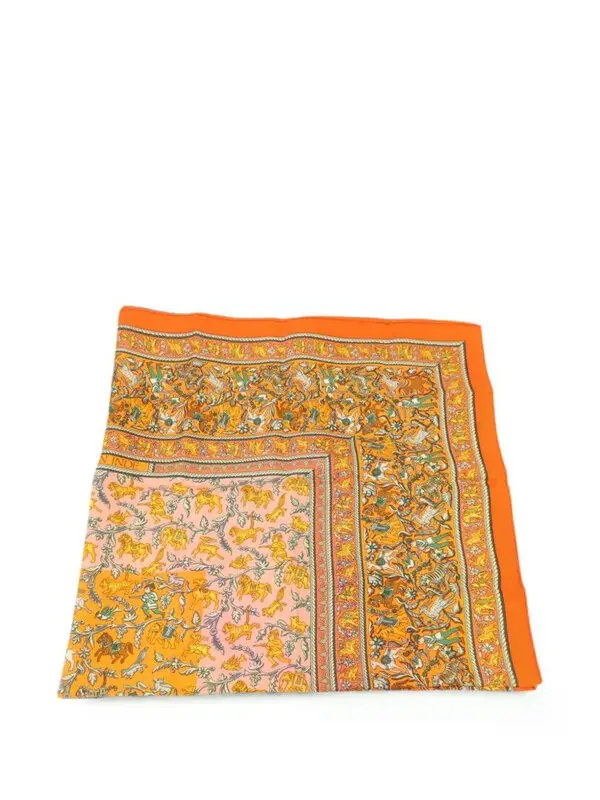 Hermès Chasse En Inde Printed Silk Scarf