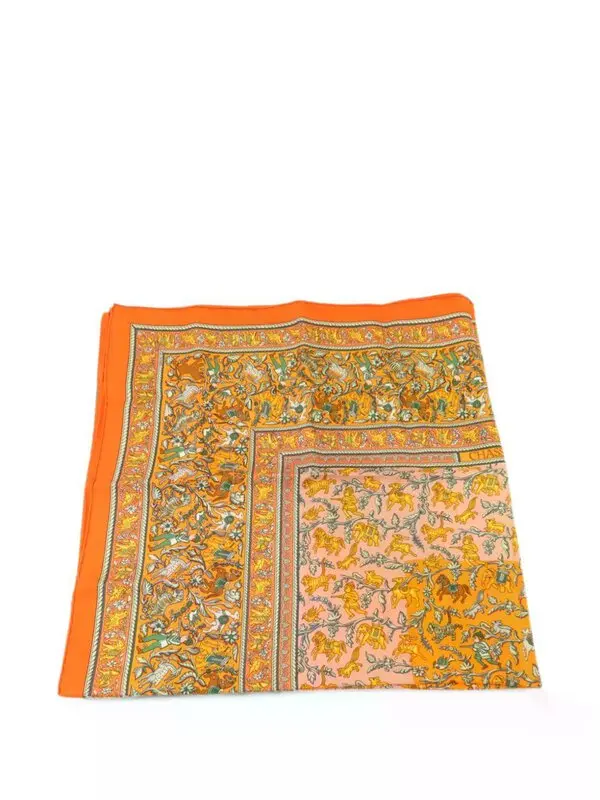 Hermès Chasse En Inde Printed Silk Scarf