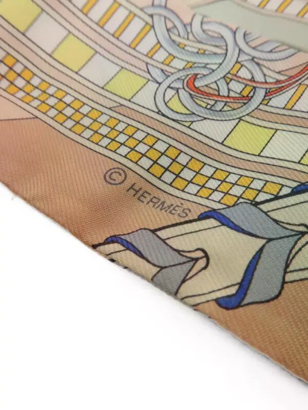 Hermès Twilly Scarf