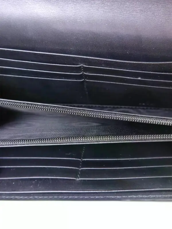 Gucci Gg Supreme Scalloped Wallet