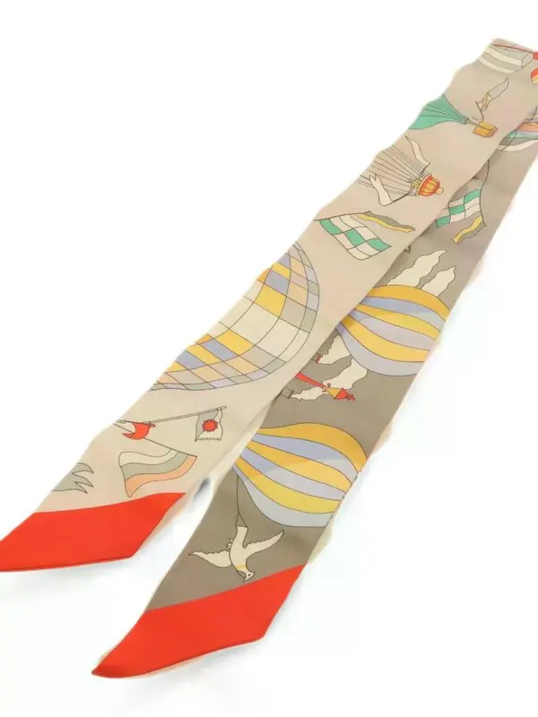Hermès Twilly Scarf