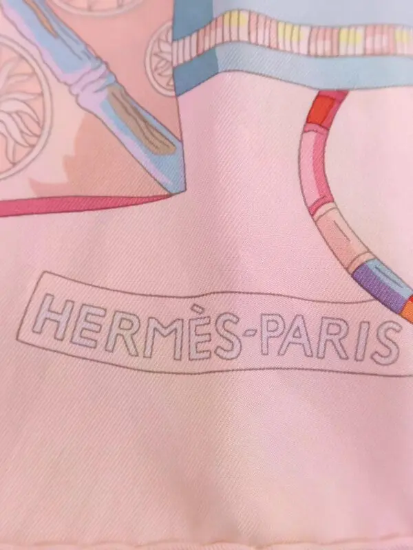 Hermès Voyage En Étoffes Scarf