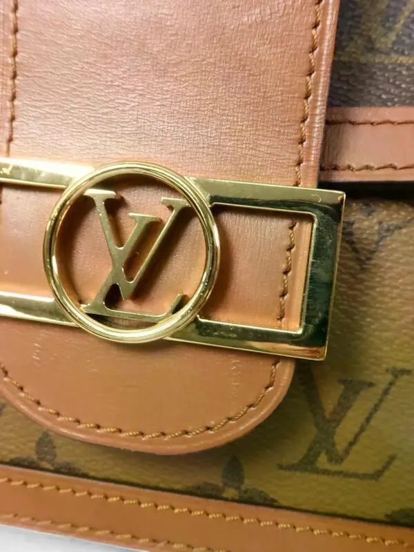LOUIS VUITTON Dauphine Mm Monogram Shoulder Bag