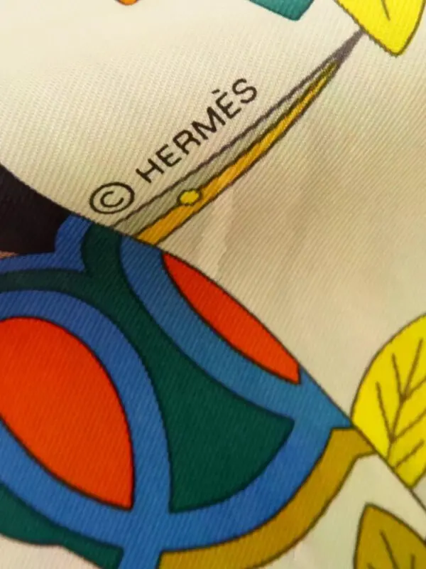 Hermès Le Sacre Des Saisons Scarf - Neutrals