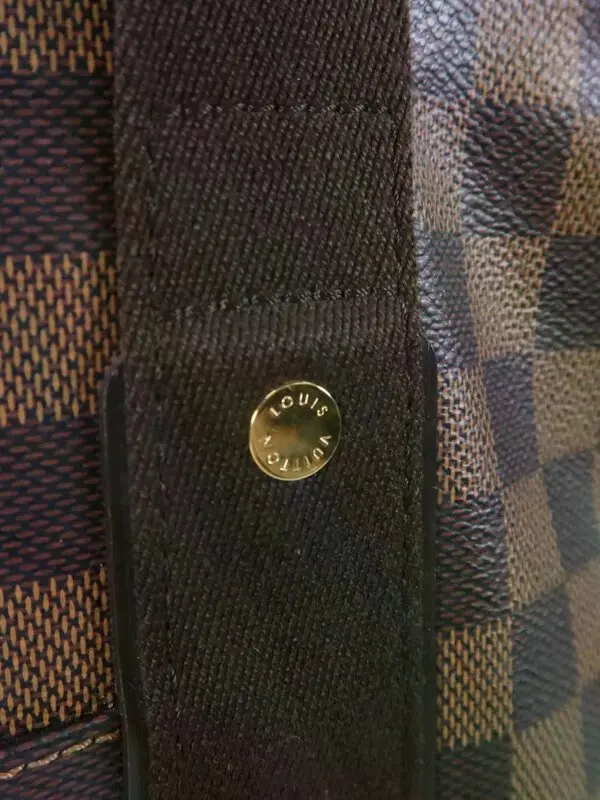 LOUIS VUITTON Beaubourg Damier Tote Bag