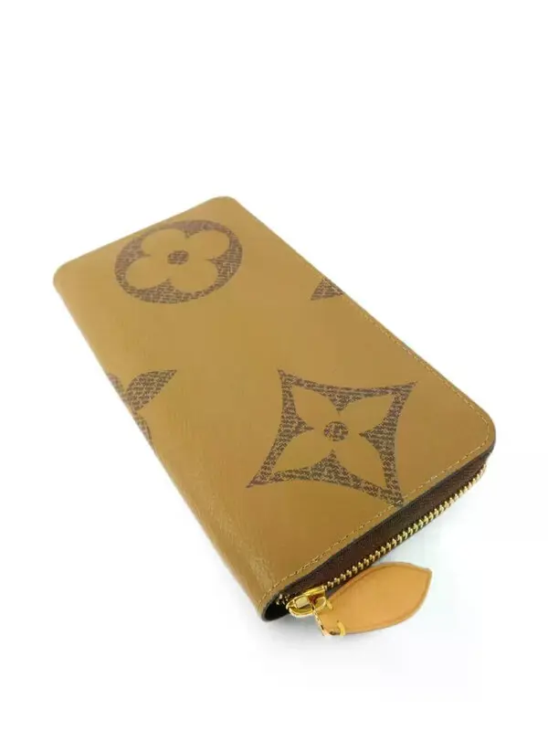 LOUIS VUITTON Monogram-pattern Wallet