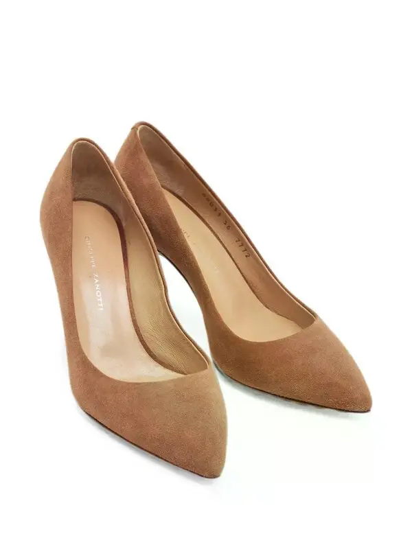 GIANVITO ROSSI Suede Pointed Toe Pumps - Neutrals