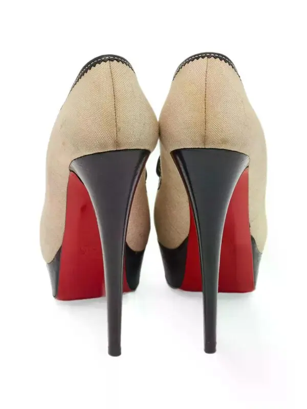CHRISTIAN LOUBOUTIN Alta Campus Tassel Detail Pumps