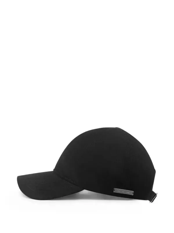 HELIOT EMIL Logo Plaque Baseball Cap