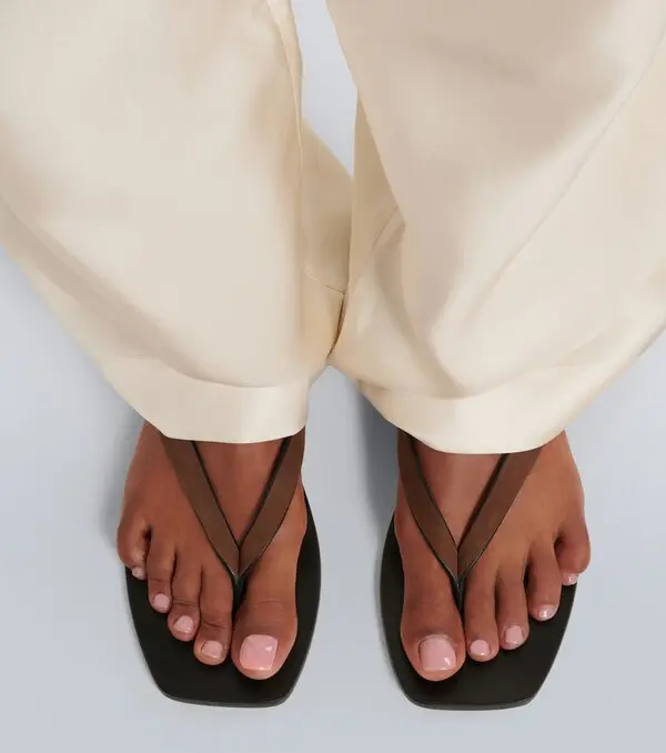 A.emery Kinto Suede Thong Sandals - Brown