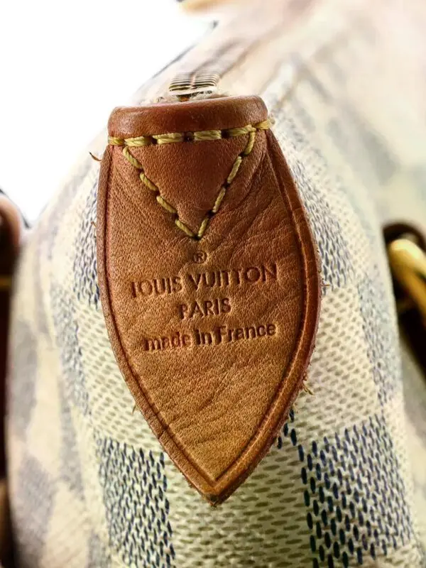 LOUIS VUITTON Damier Pm Shoulder Bag - White