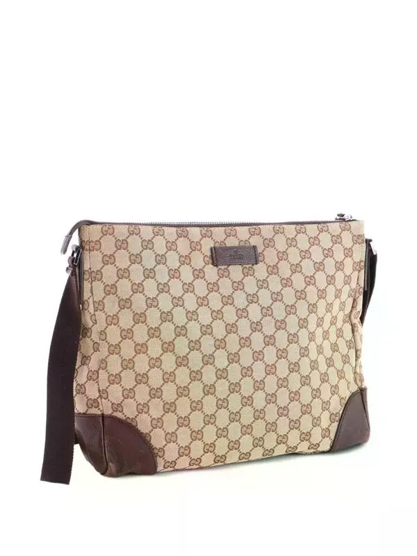 Gucci Gg Canvas Medium Messenger Bag