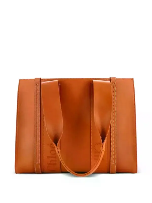 Chloé Woody Leather Medium Tote Bag