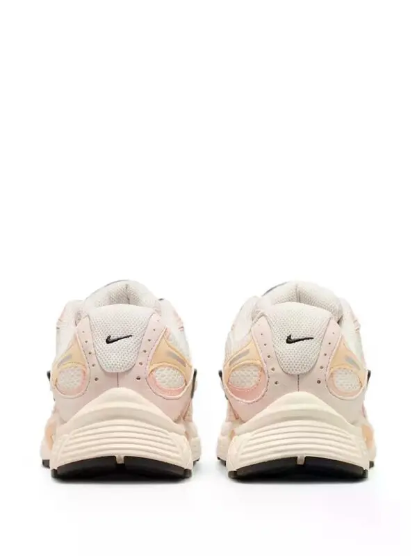 Nike V5 Rnr Sneakers