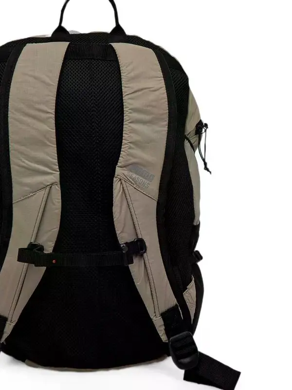 PUMA Seasons Logo-print Backpack