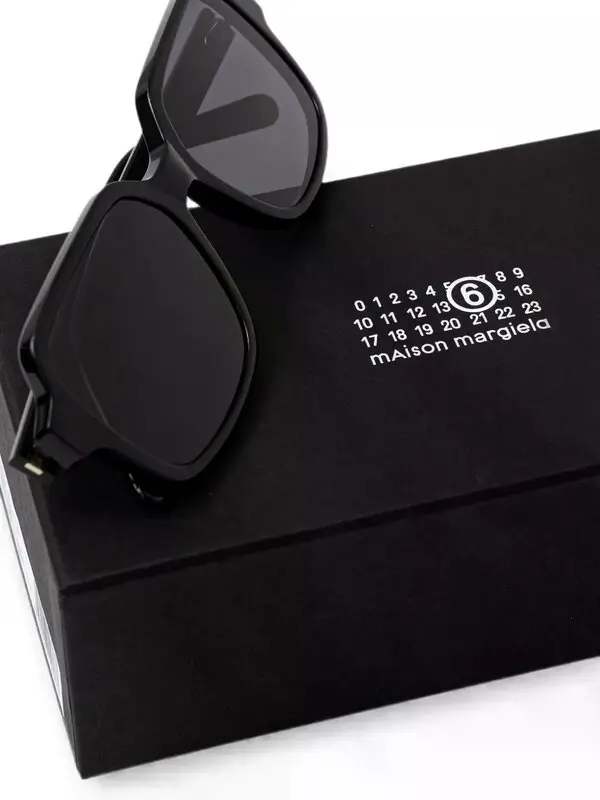 MAISON MARGIELA Geometric Frame Sunglasses