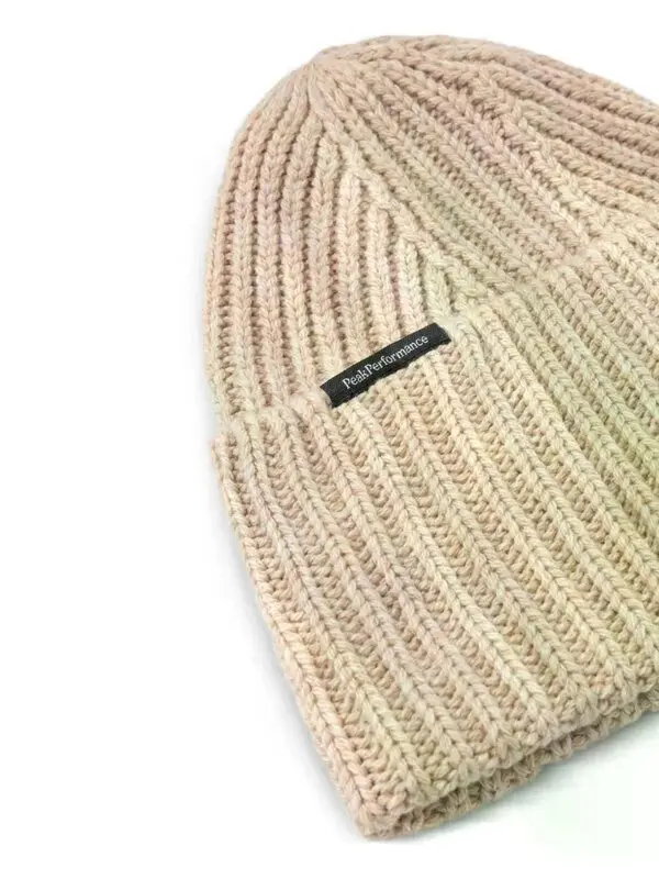 PEAK PERFORMANCE Ribbed Knit Beanie Hat - Neutrals