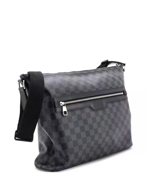 LOUIS VUITTON Damier Graphite Mm Messenger Bag