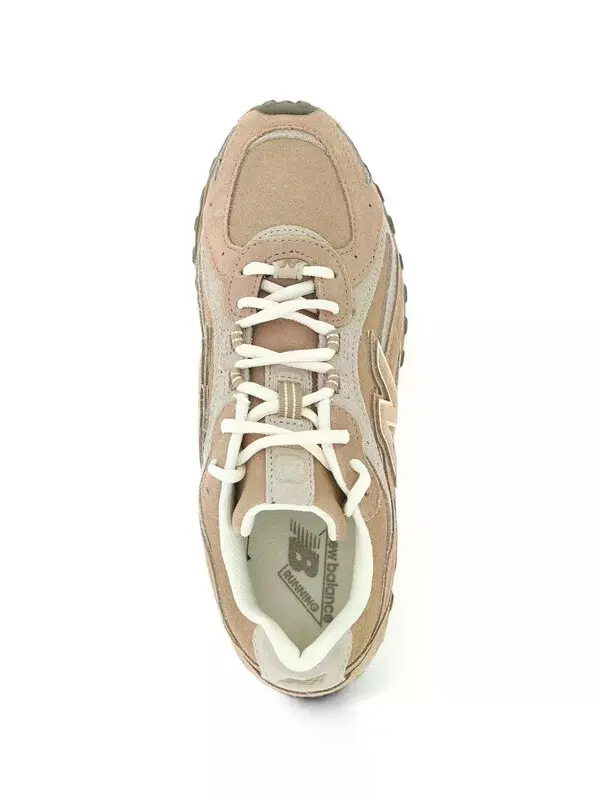 NEW BALANCE 204l Suede Paneled Low Top Sneakers
