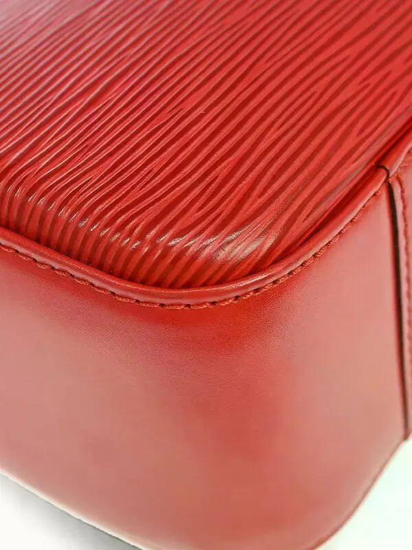 LOUIS VUITTON 1998 Voltaire Tote Bag - Red