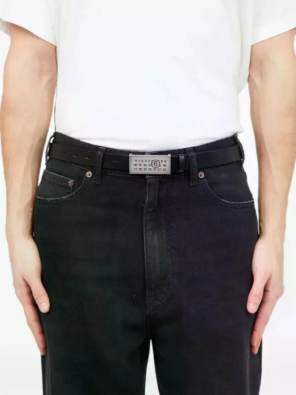 MAISON MARGIELA Slim Numeric Buckle Leather Belt - Black