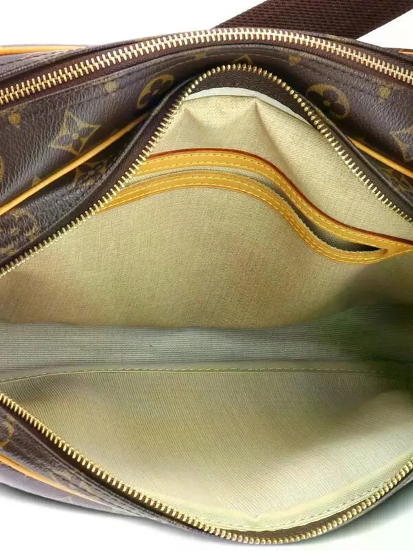 LOUIS VUITTON Monogram Canvas Reporter Pm Bag - Brown