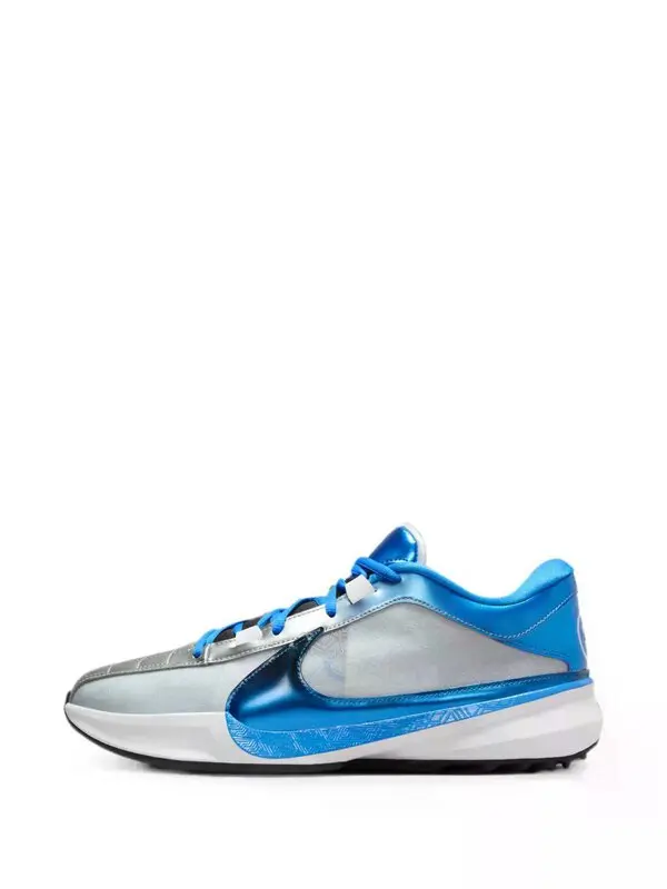 Nike Zoom Freak 5 Sneakers With Metallic Finish - Silver