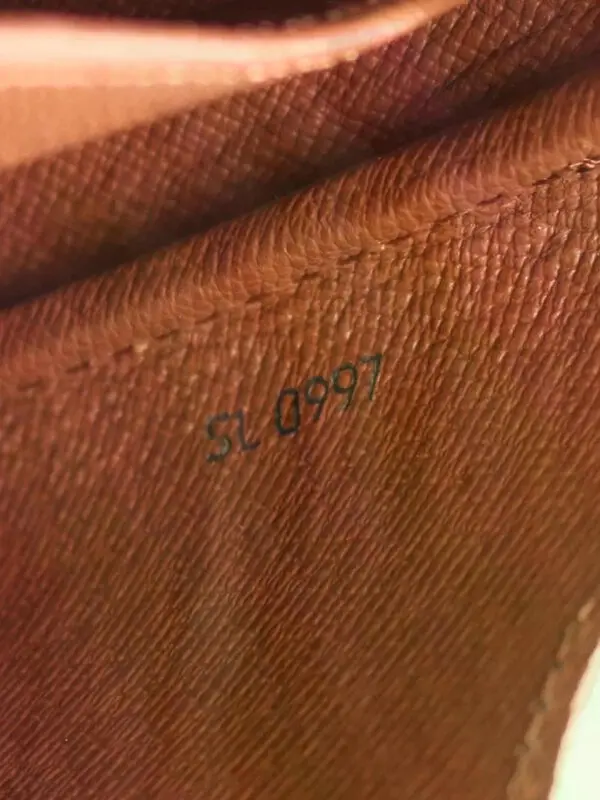 LOUIS VUITTON Monogram Canvas Shoulder Bag - Brown