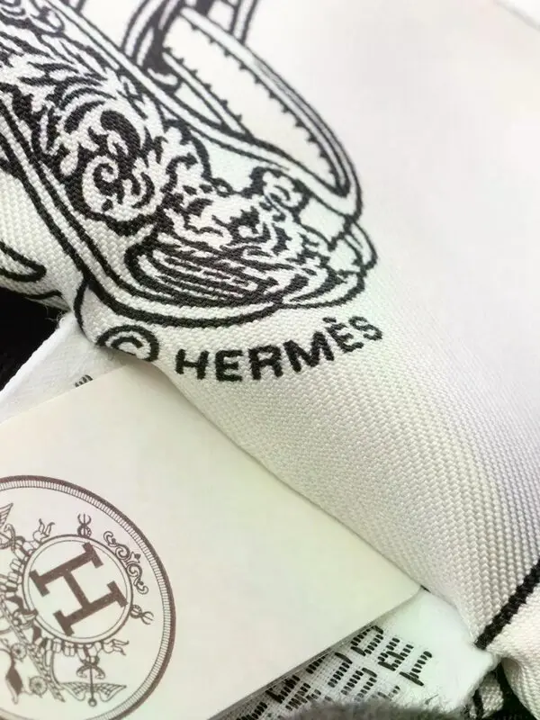 Hermès Brides De Gala Scarf - Black