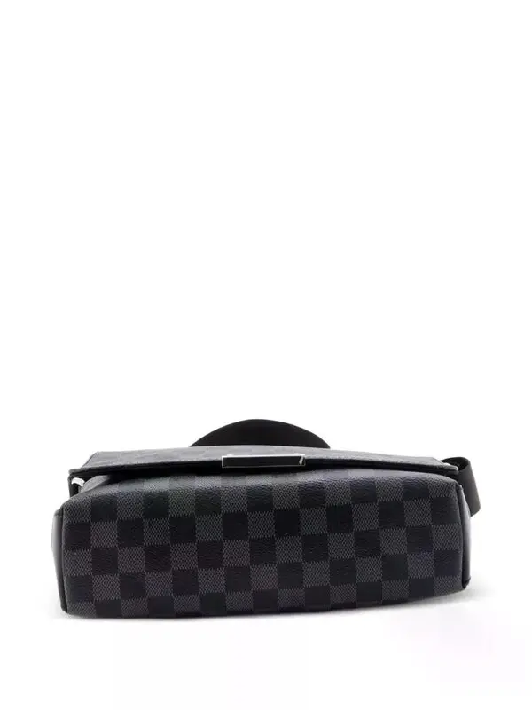 LOUIS VUITTON Damier Graphite Pm Messenger Bag
