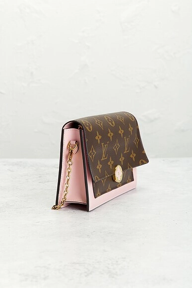 LOUIS VUITTON Monogram Flore Wallet On Chain