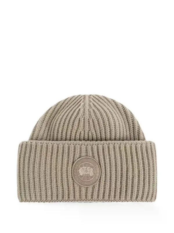 Canada Goose Ribbed-knit Logo-patch Beanie Hat - Neutrals