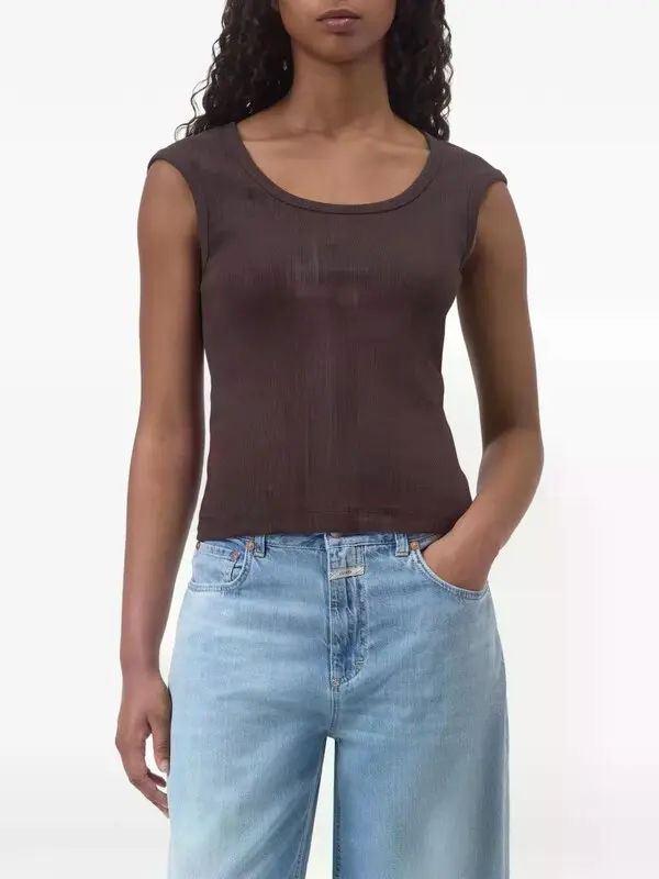 Closed Ribbed Cap-sleeve T-shirt - Brown