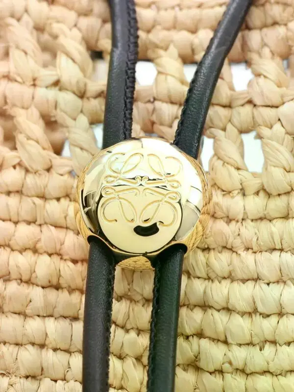 Loewe X Paula's Ibiza Logo-detail Shoulder Bag - Neutrals