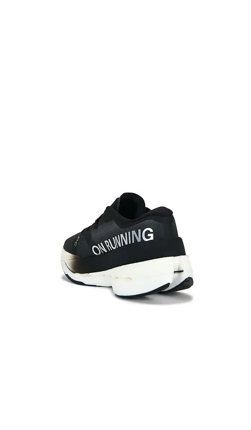 On Cloudboom Max Running Sneakers - Black