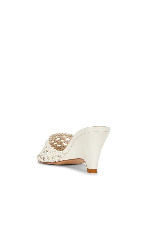 Raye Estela Wedge