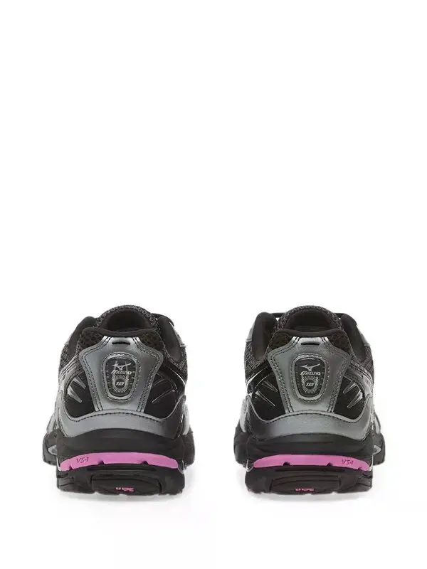 Mizuno Wave Rider Sneakers