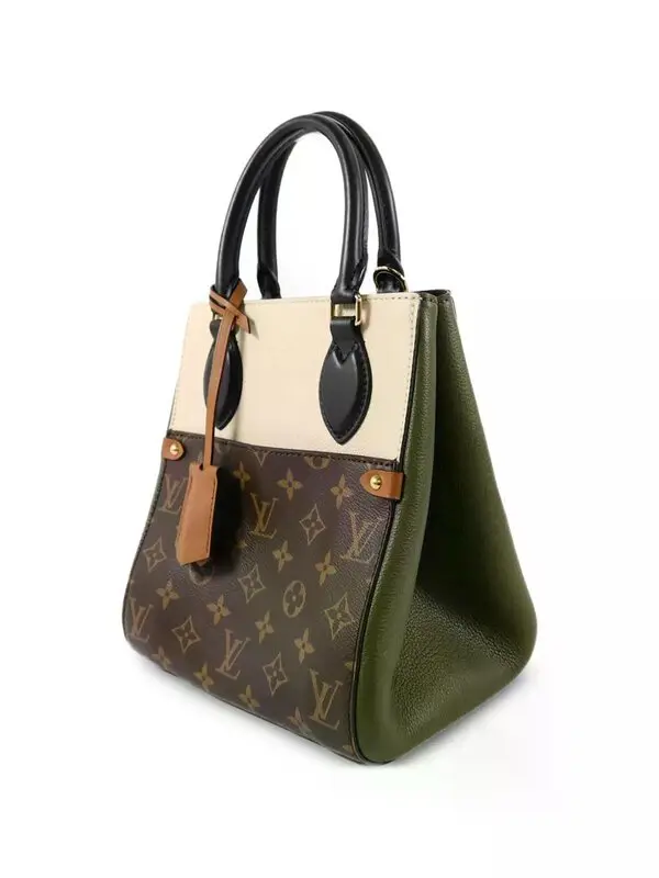 LOUIS VUITTON Fold Tote Pm