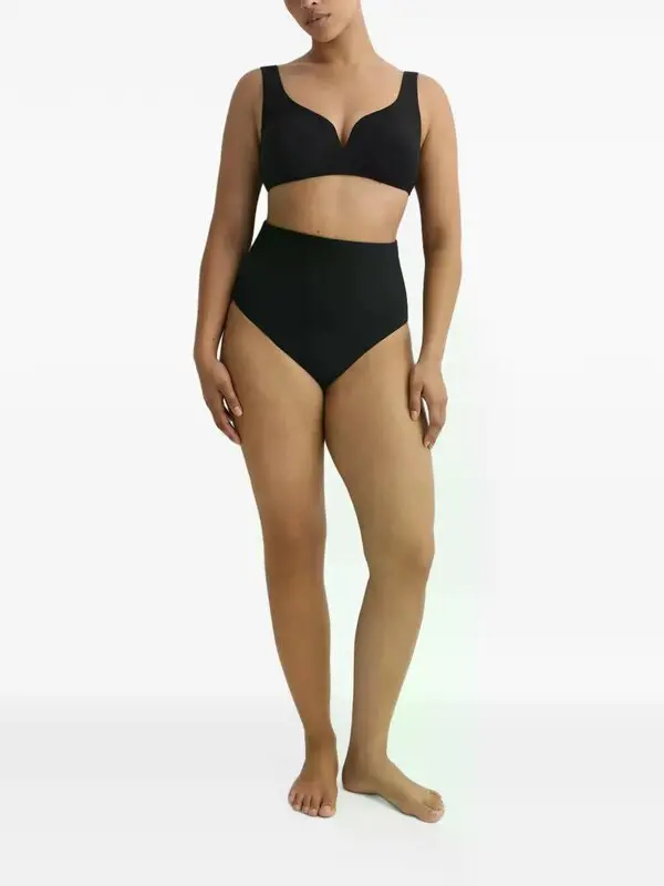 Bondi Born Veralise V-wire Bikini Top - Black