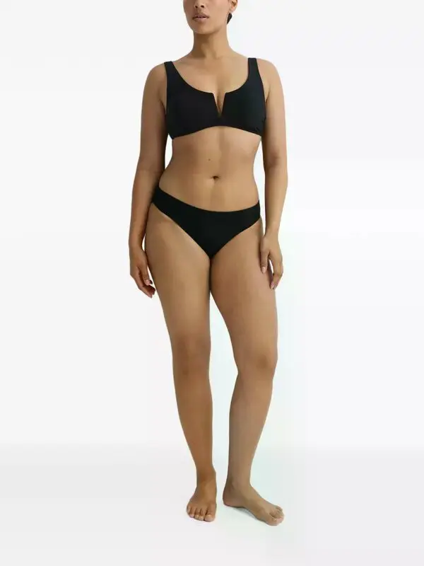 Bondi Born Verona V-wire Bikini Top - Black