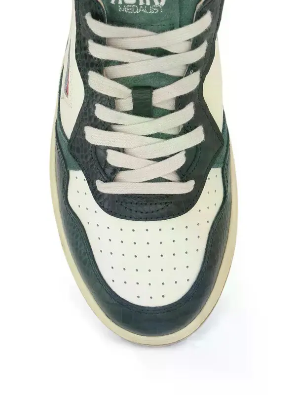 AUTRY Medalist Crocodile-embossed Leather Sneakers - White