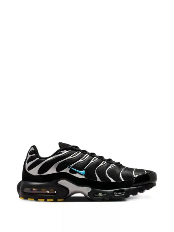 Nike Max Plus Sneakers