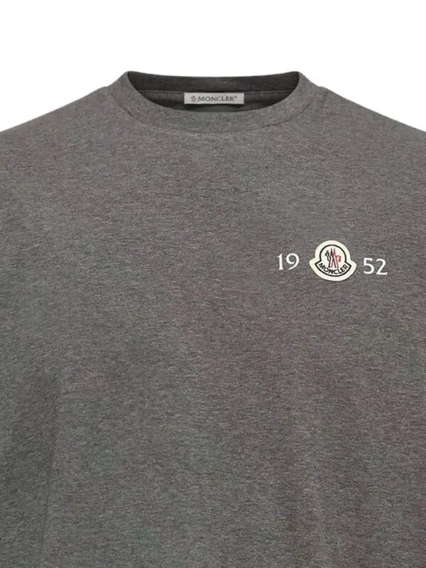 Moncler Logo-patch Short-sleeve T-shirt - Grey