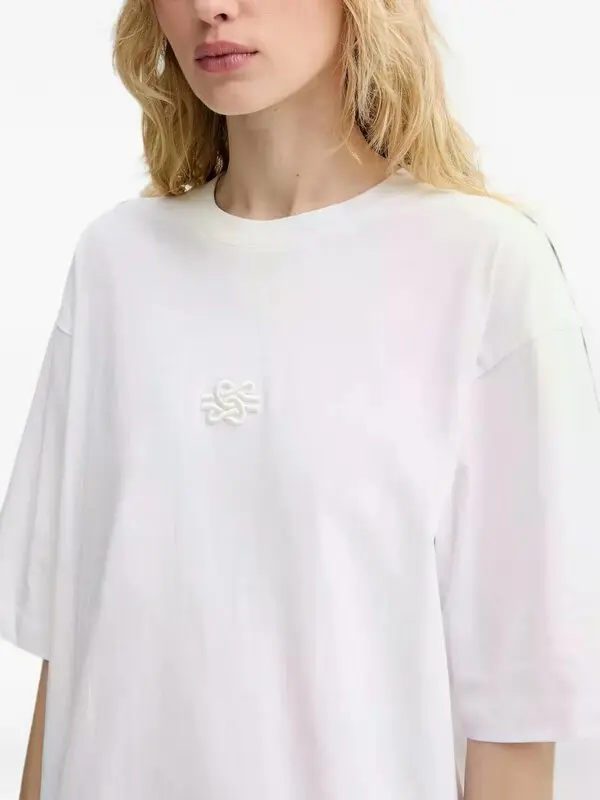 Filling Pieces Embroidered Logo T-shirt