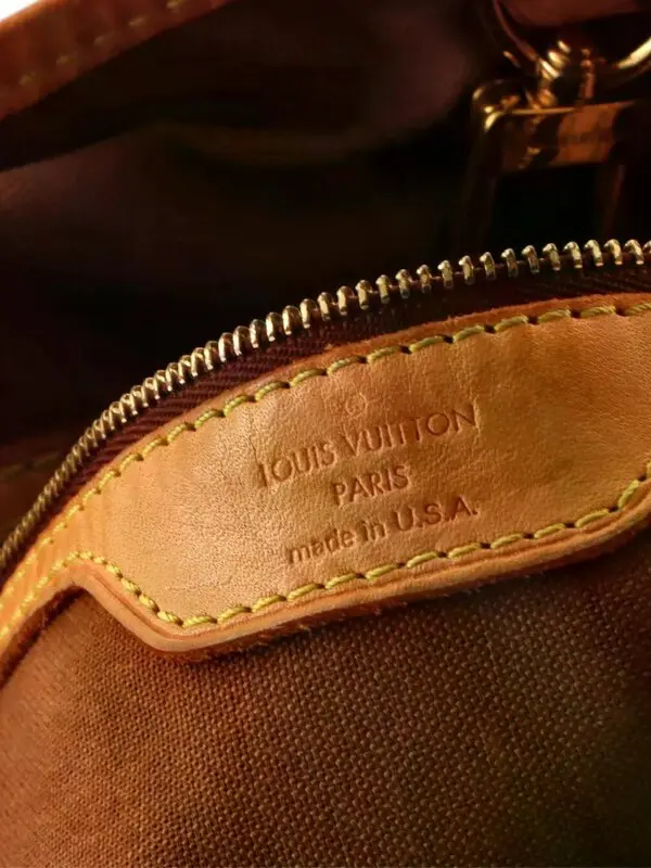 LOUIS VUITTON Monogram Vertical Tote Bag