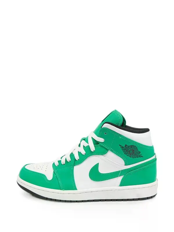 JORDAN 1 Lucky Sneakers