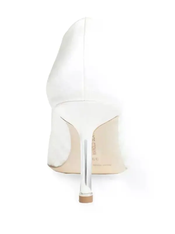 Manolo Blahnik Hangisila Crystal-buckle Pumps