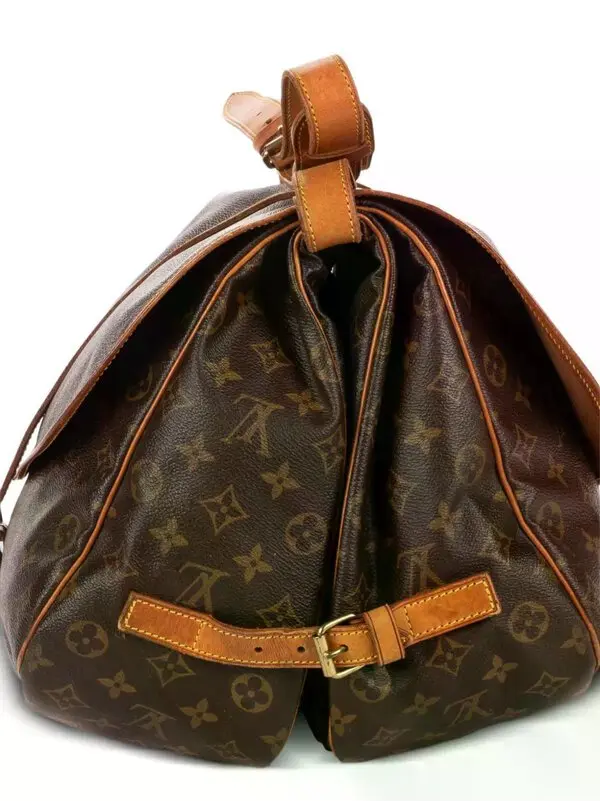 LOUIS VUITTON Saumur Cross Body Bag