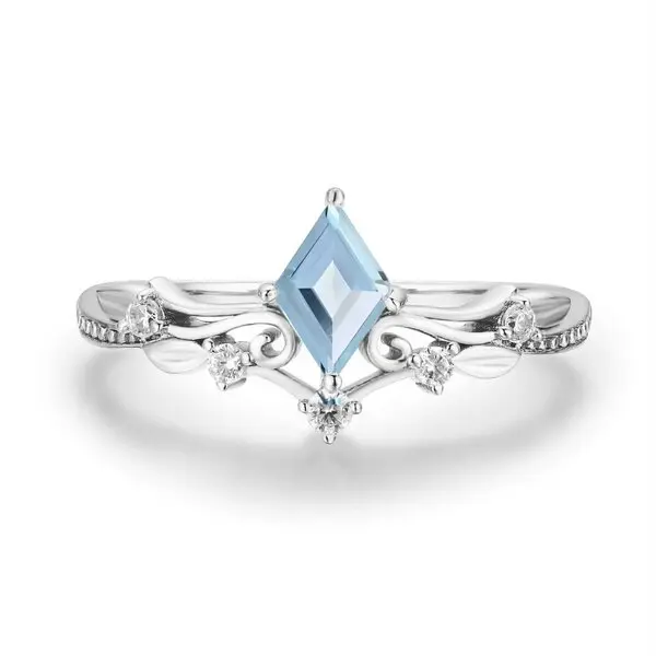 AZURA JEWELRY NEW YORK Victorian Lace Sky Blue Topaz Ring White Gold Vermeil - Silver